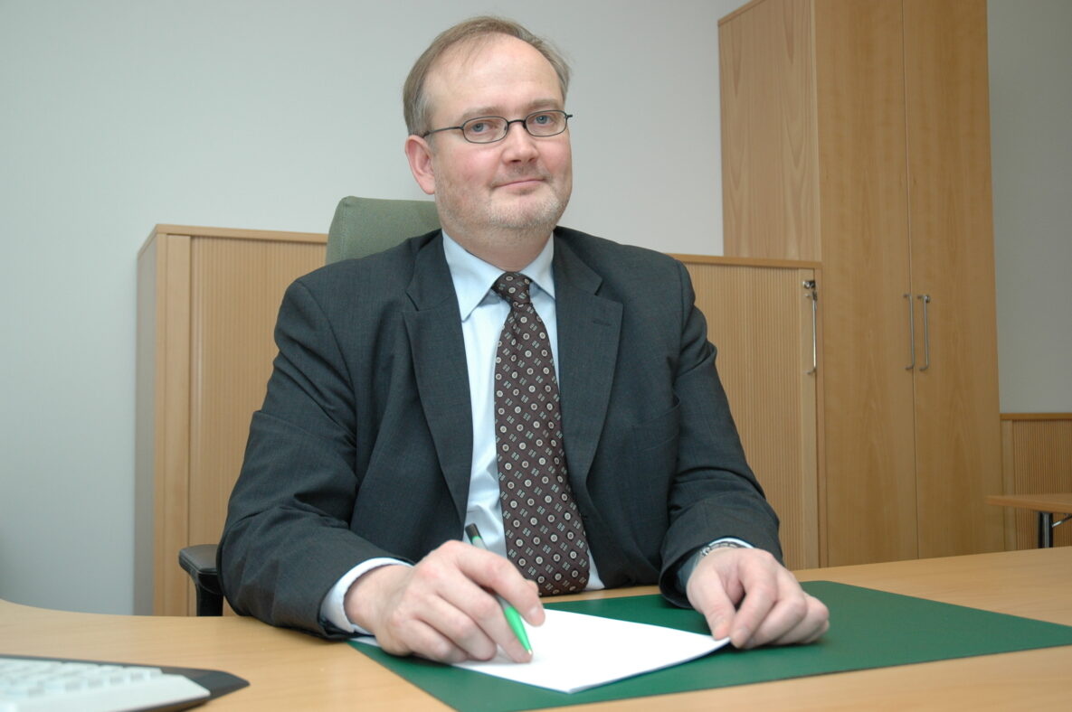 Kunniamerkkejä kiuruvetisille – Suomen Leijonan ritarimerkki Ahti Siposelle - Kiuruvesi-lehti