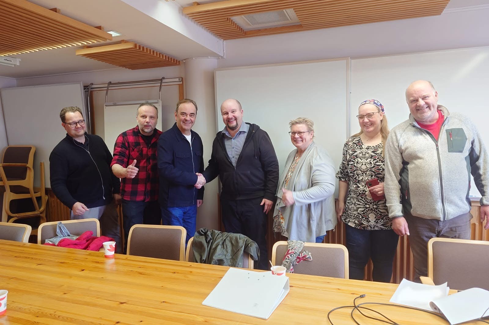 Kummeli Olli kuvaa ja tuottaa Kiuruvesi TV-ohjelmasarjan “Kaikilla ...