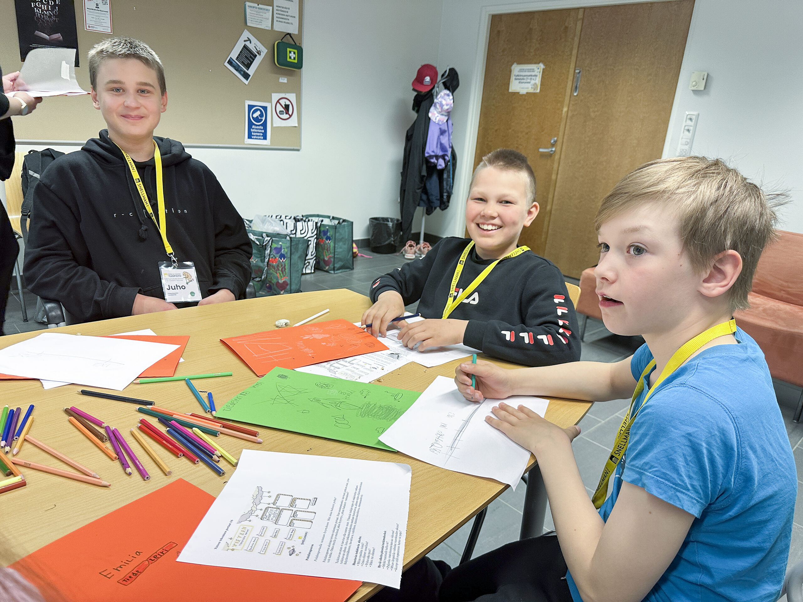 Kesä on leirien kulta-aikaa – uutuutena Kiuruvedellä järjestettiin lasten ja nuorten tiedeleiri ...